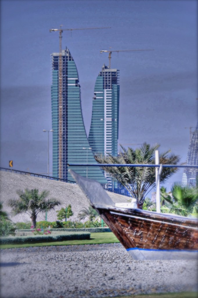 Bahrain Skyline | Page 4 | SkyscraperCity Forum