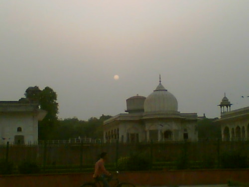 The White Side Of The Red Fort | My Camera's Scribblings!